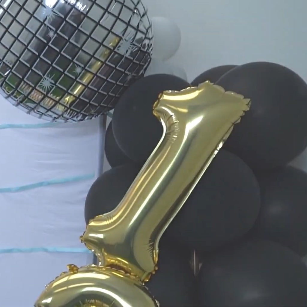 Quick Guide To Attaching Balloons To Stands