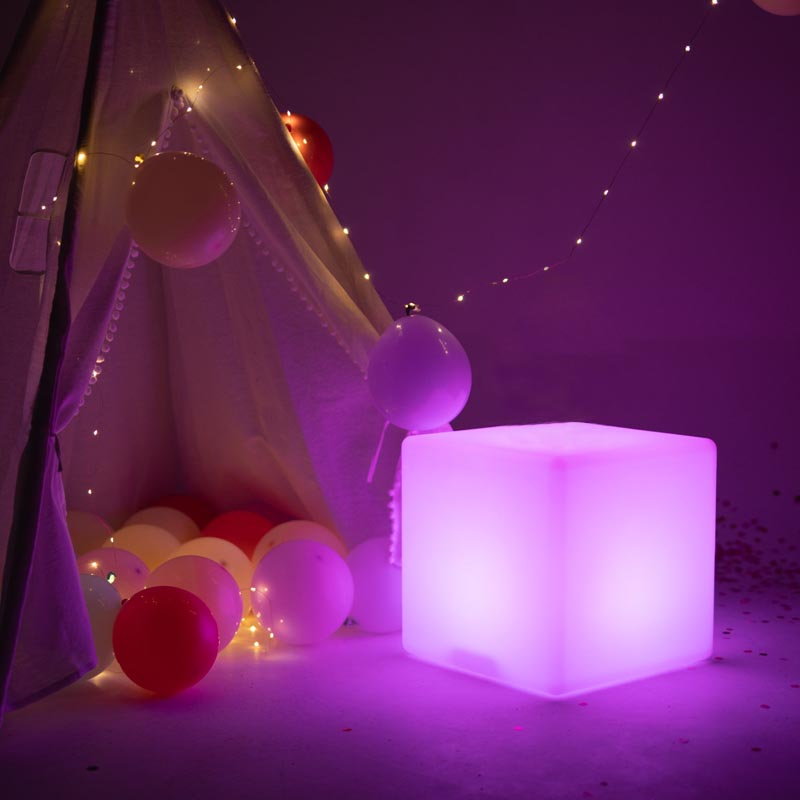 Light-Up Tables - LED Furniture | TableclothsFactory