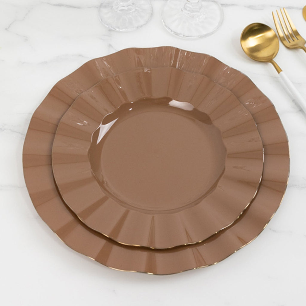 Ruffled Rim Plastic 9" Dinner Plates Coffee Brown/Gold | TableclothsFactory
