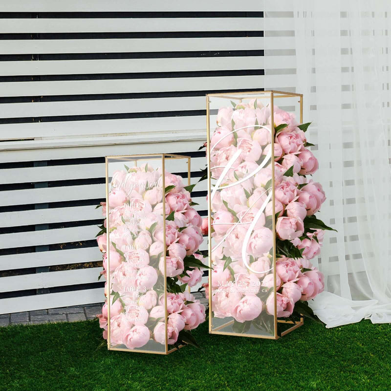 Set of 3 Metal Plinth Pedestal Stands Gold | TableclothsFactory