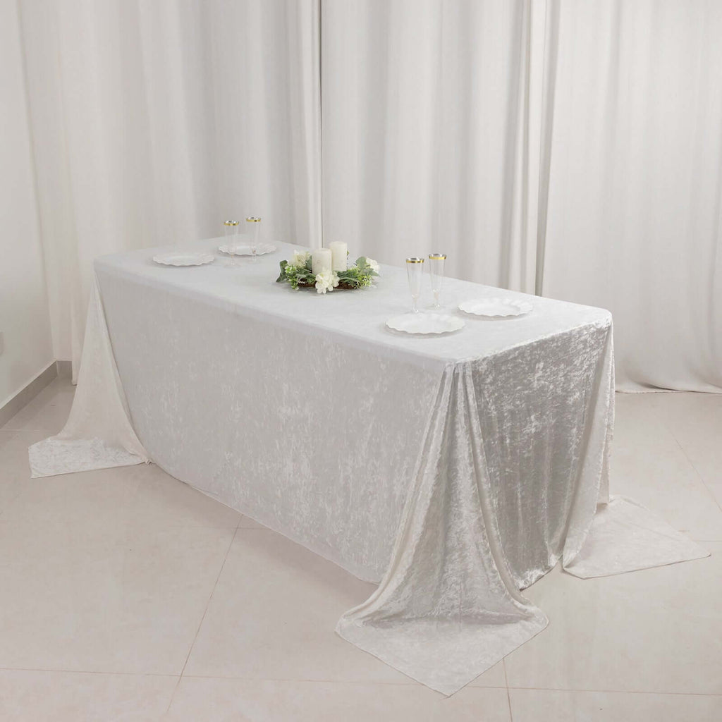 Crushed Velvet Tablecloth 90"x132" White | TableclothsFactory